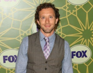 ‘Bones’ Star TJ Thyne Proposes to Model Girlfriend Leah Park - Cupid's ...
