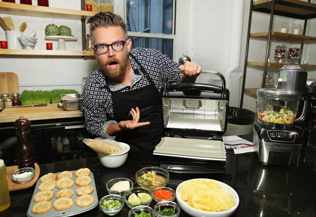 Celebrity Chef Richard Blais Makes a Five Star Team with BLACK+DECKER ...